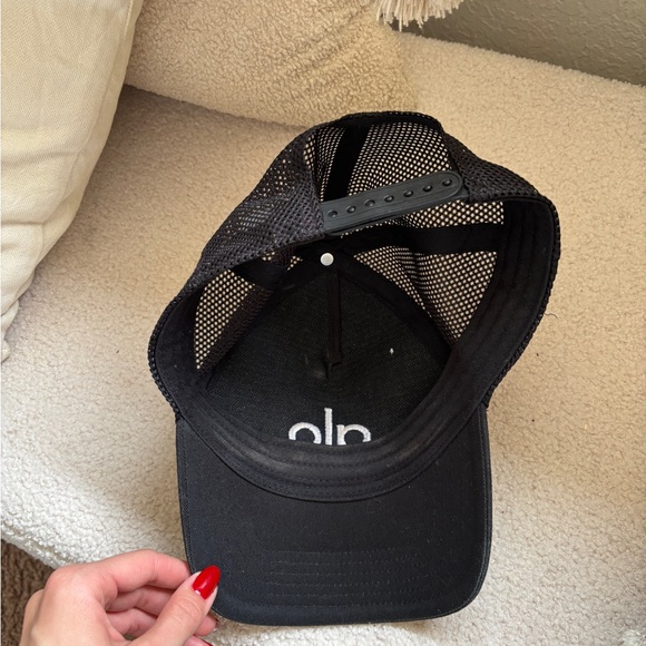 ALO Yoga | Accessories | Alo Yoga Black Hat Baseball Cap | Poshmark